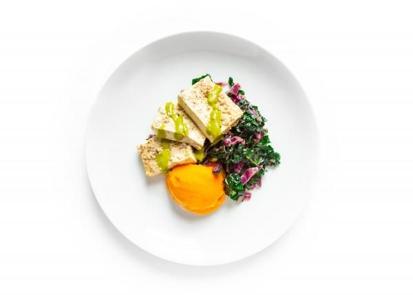 Hemp Seed-Crusted Tofu with Sweet Potato Purée by Cacau da Rosa